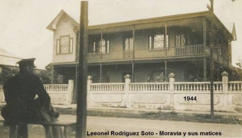 Antigua Casa de Isaac Felipe Azofeifa, San Vicente, Moravia, S.J., 1901 ...