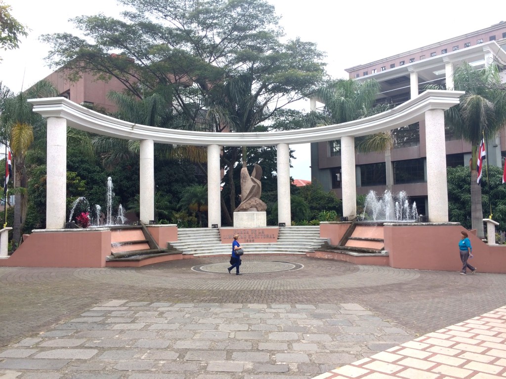 Plaza de la Libertad Democrática | Mi Costa Rica de Antaño