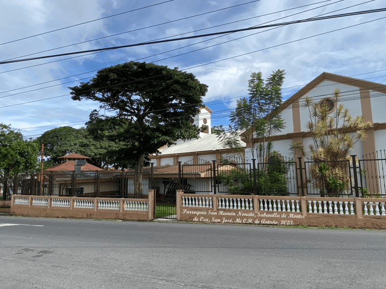 Parroquia San Ramón Nonato, Sabanilla de Montes de Oca, San José. | Mi ...